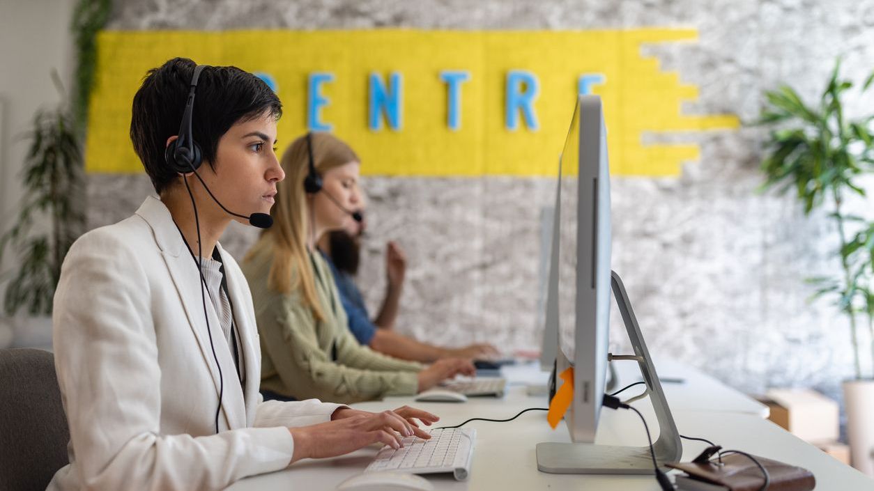 Call Center Shift Marketplaces: Managing 24/7 Coverage – myshyft.com