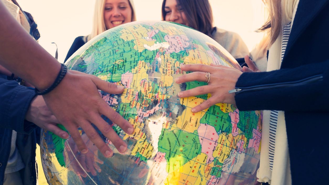 Global Recognition Strategies: Shyft’s Cross-Cultural Workforce ...