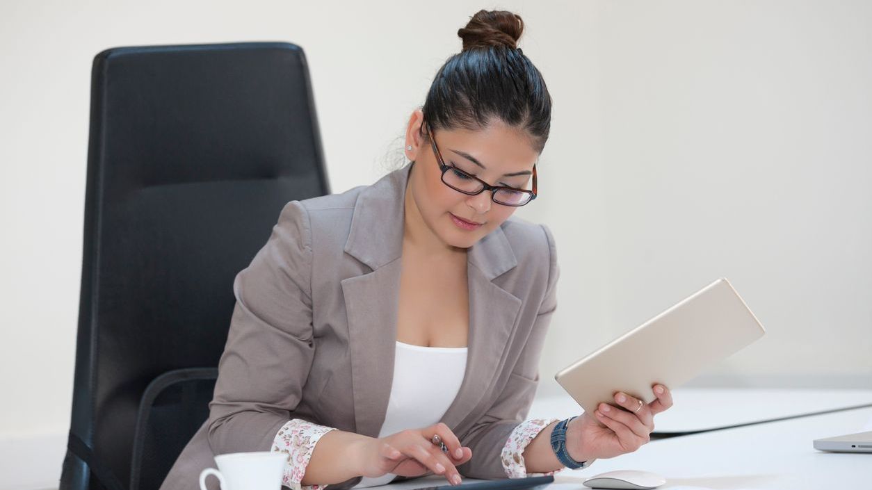 Los Angeles Payroll Guide: Overtime Exemption Calculator Tool – myshyft.com