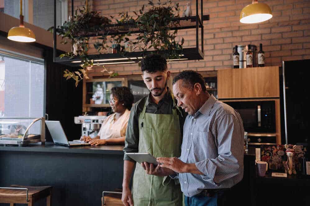 Streamline Coffee Shop Scheduling In Des Plaines – myshyft.com