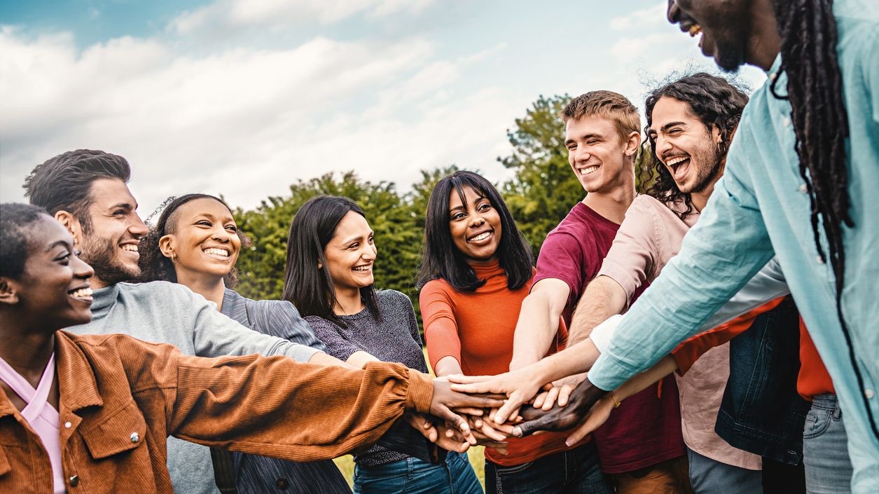 Unlock Team Strengths: Shyft’s Team Building Blueprint – myshyft.com